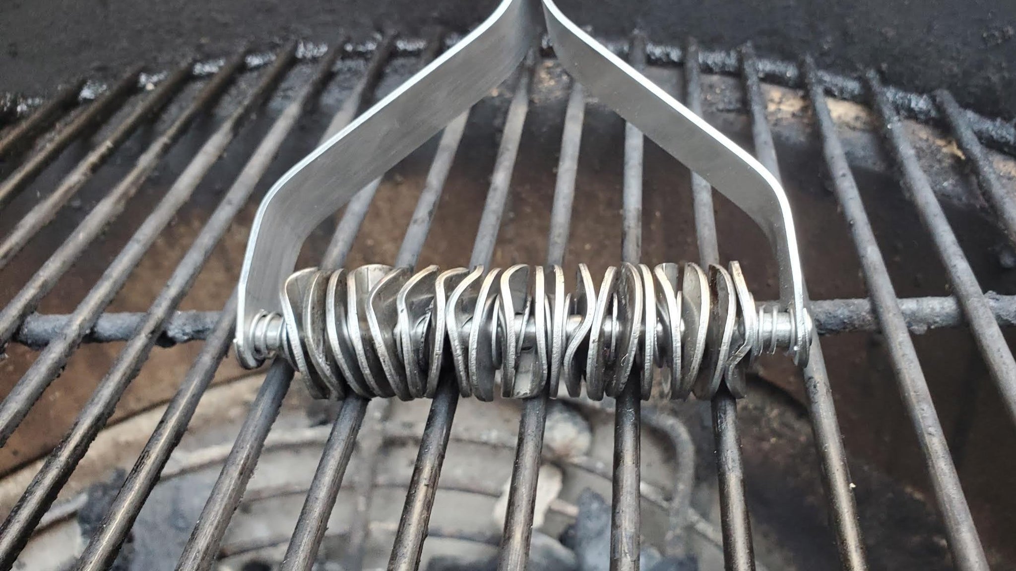 Grilly Goat Universal Grill Grate Cleaner Fall Sale 20% OFF NOW! Was 5